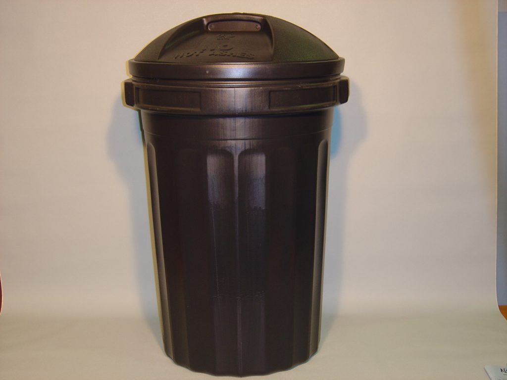 Black Plastic Dustbin - Rowan UK : Rowan UK